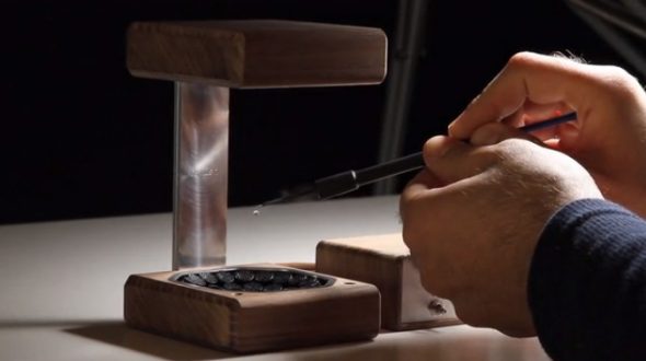ただの水滴が宙に浮く。まるで手品のような新たなインテリア | LeviZen(レビゼン) | Kickstarter fan!